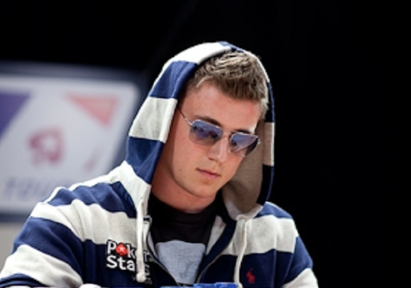 WPT National Prag: Wigg toer efter første dag