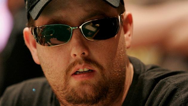 Viffer rykker til Macau: Selv JRB er favorit herovre